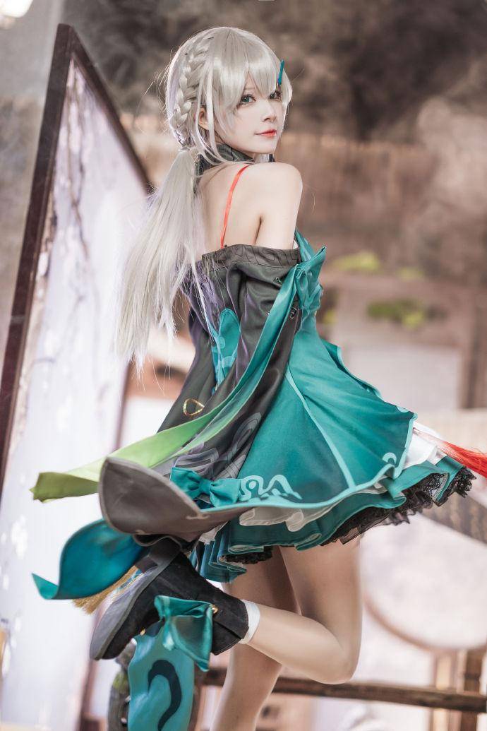 cos：崩坏星穹铁道青雀Cosplay正片9P-搜狐大视野-搜狐新闻