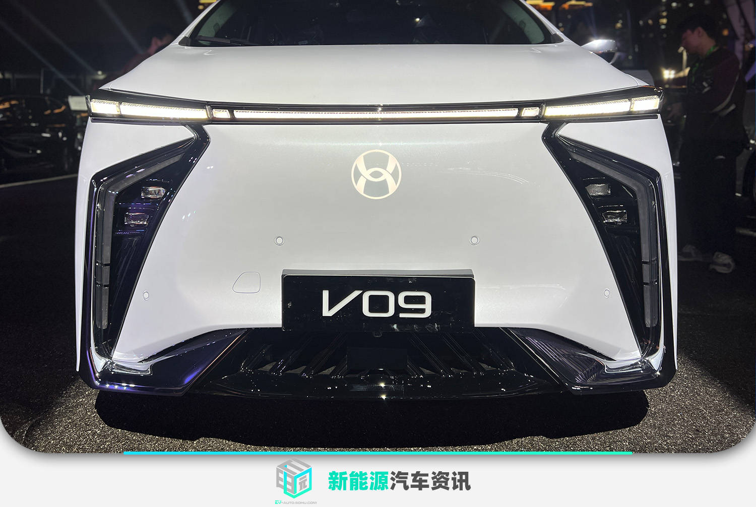 官方指导价31.88-43.88万元 合创V09正式上市_搜狐汽车_搜狐网