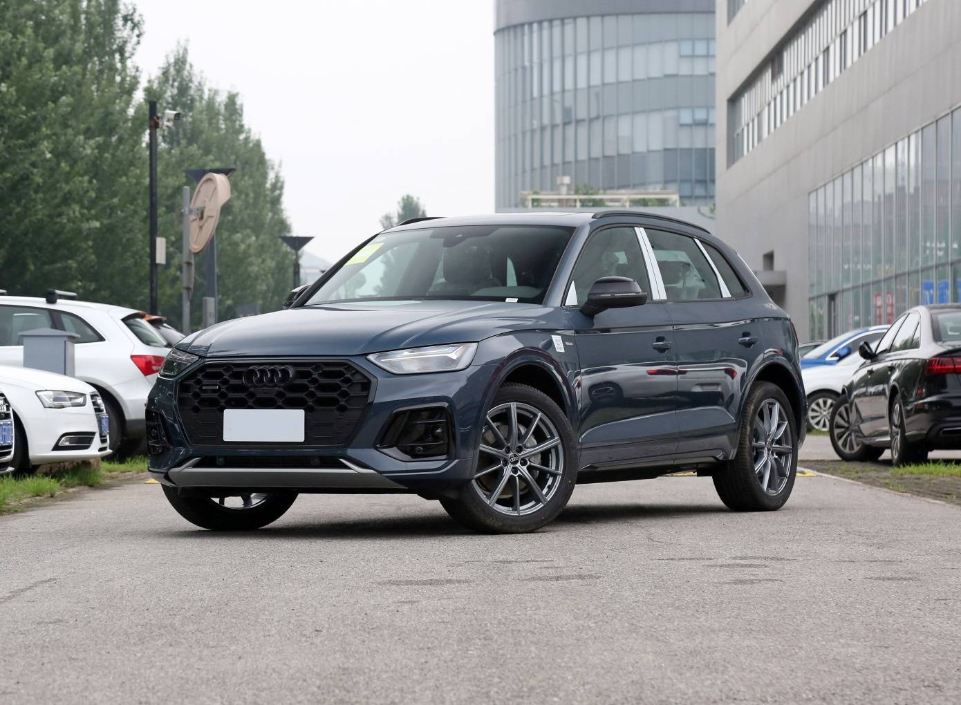 23款奥迪Q5L豪华动感是不是依旧能打？看完你就明白了_搜狐汽车_搜狐网