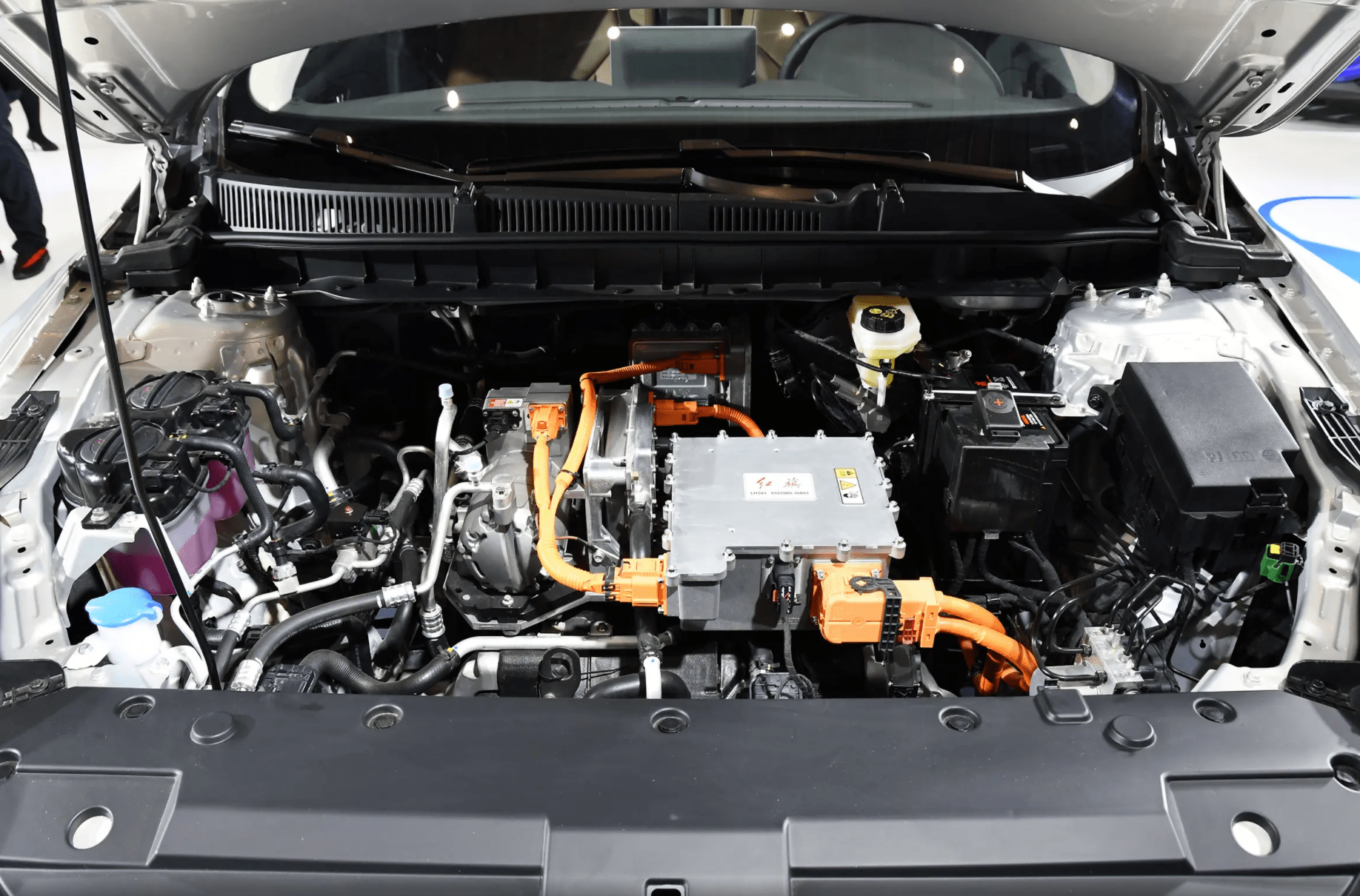 优惠近10万、续航600km+ 红旗E-QM5值得大家购买吗？_搜狐汽车_搜狐网