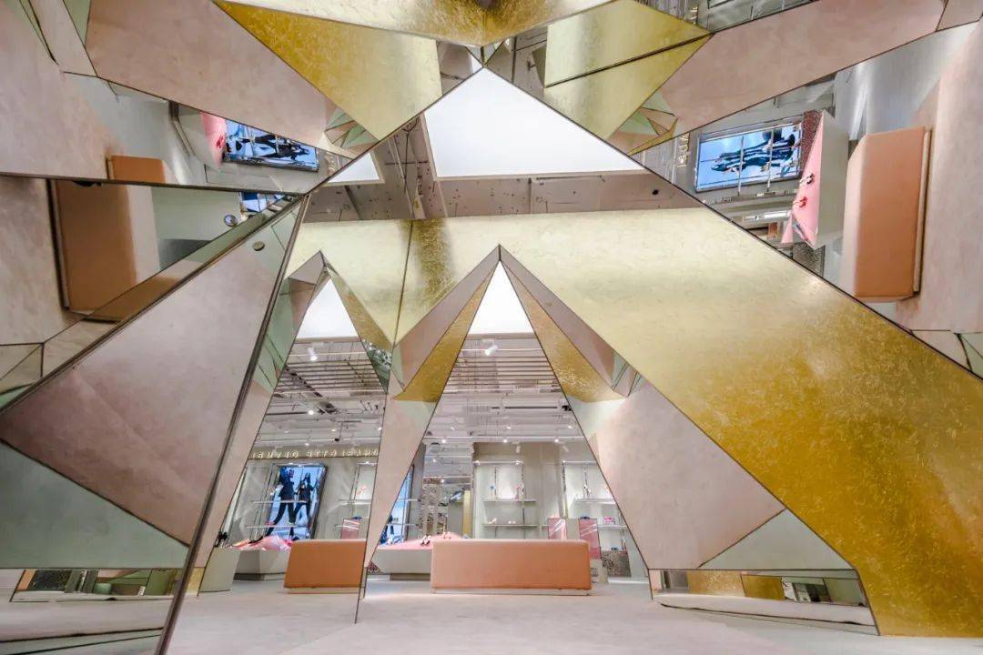 探店访谈|古诗玄：IGFD致力于成为提供中国时尚品质生活内容的领先者_经营项目