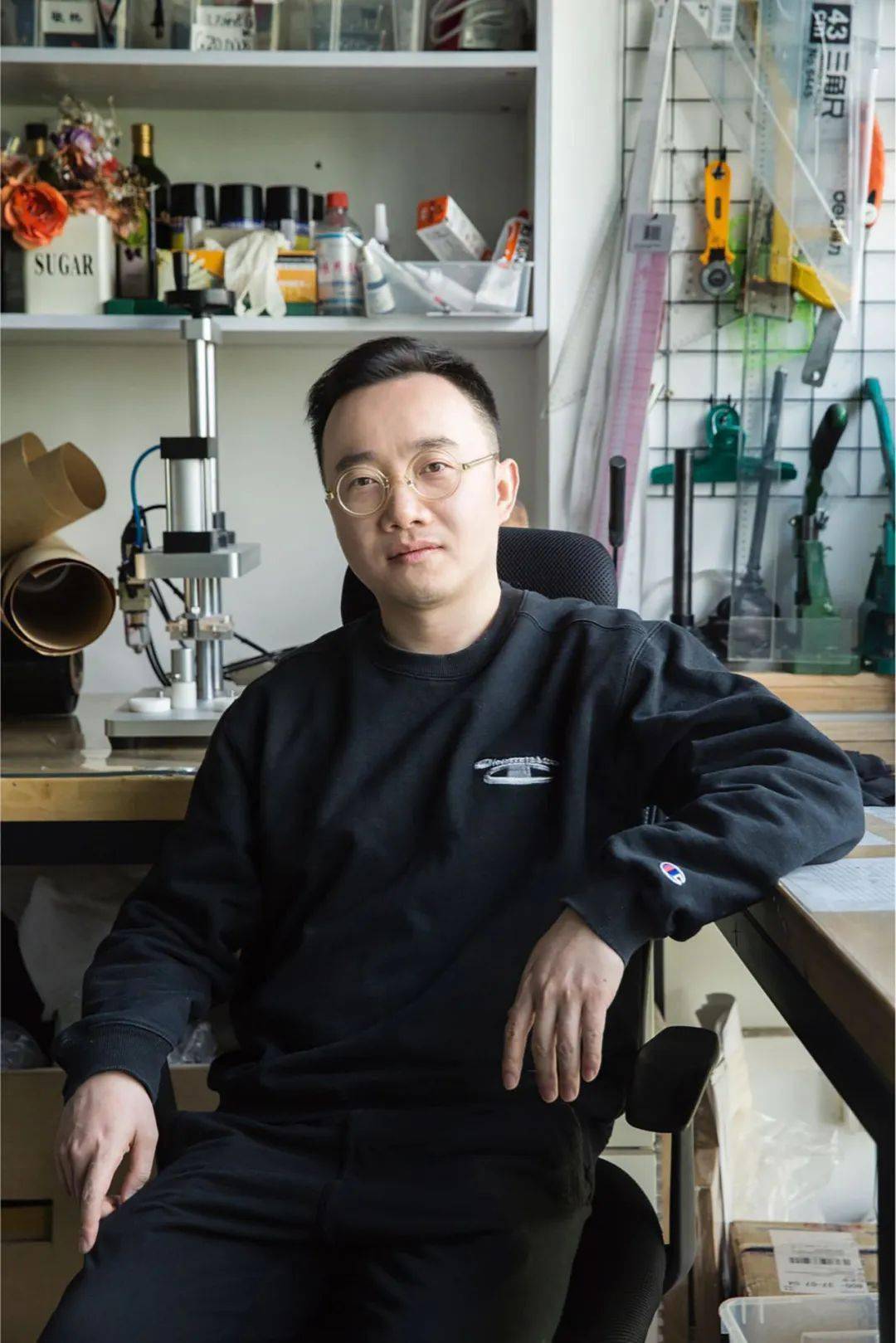 逆势入驻成都远洋太古里，原创帽饰设计品牌SHINE LI讲述八年心路历程 | iziRetail热点_帽子