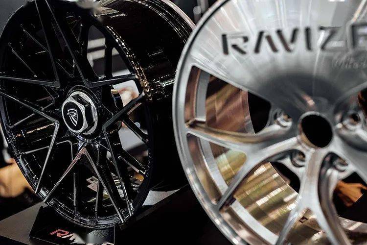 【老朋友】轮毂潮牌 RAVIZE连续4年签约GT Show_搜狐汽车_搜狐网
