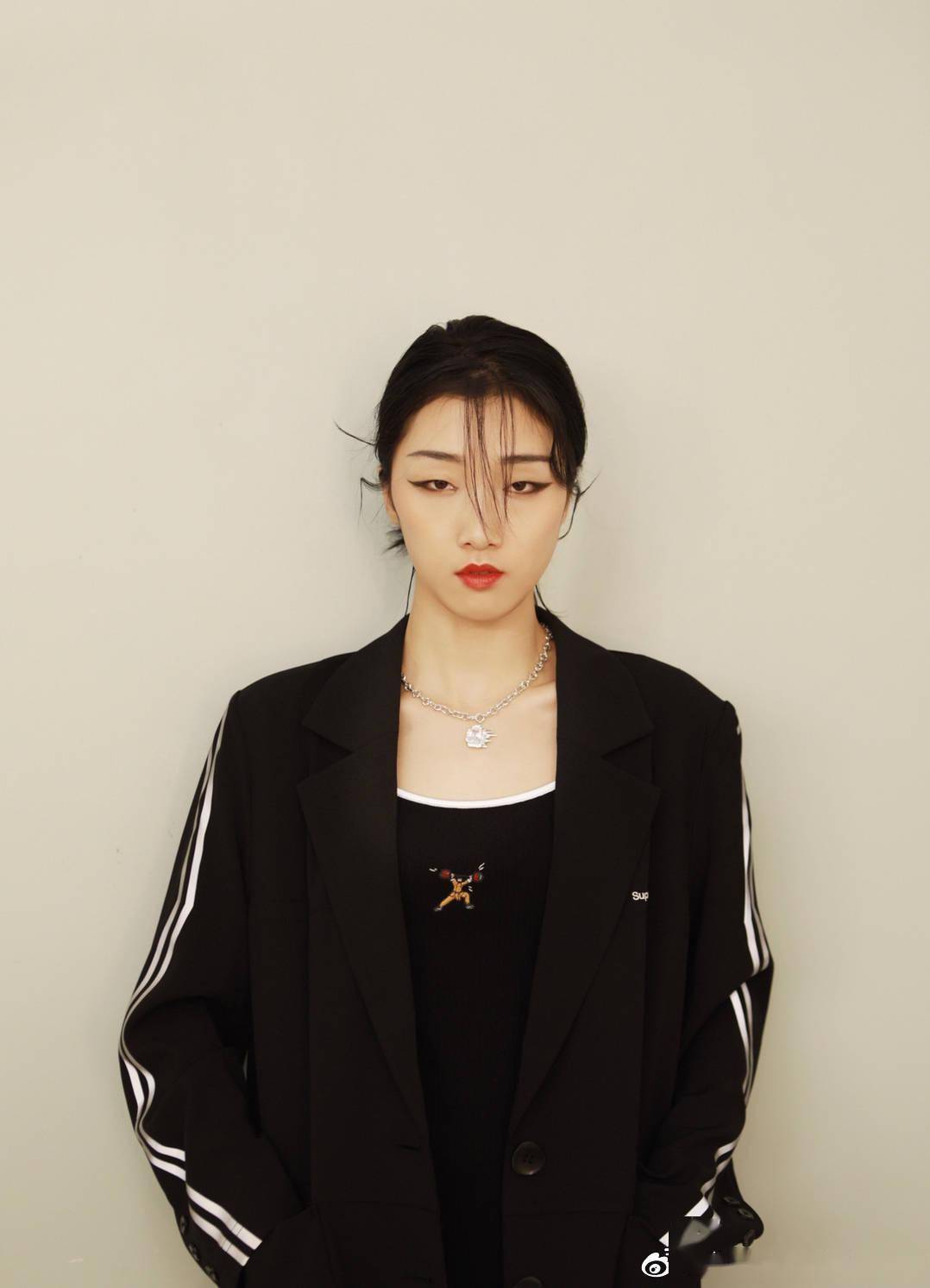 前火箭少女队长Yamy自称被老板公开羞辱霸屏热搜 仅凭音频她能维权吗？_徐明朝
