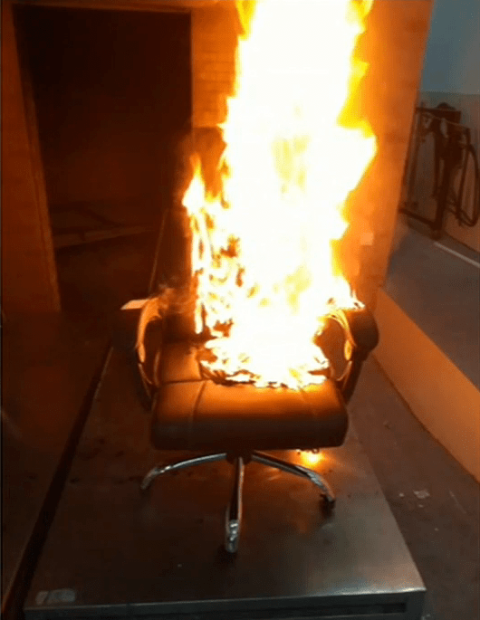 央视紧急曝光！都爱坐的这种椅子，或会爆炸起火！有人因此死亡！威力堪比炸弹！ - 液压汇