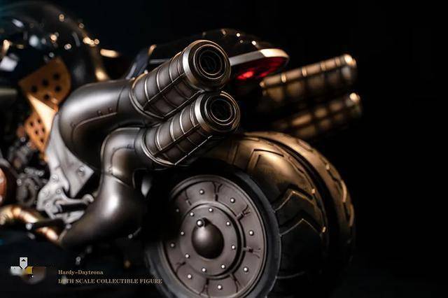模玩资讯：GAMETOYS《FF7》1/6克劳德+超大摩托车_搜狐汽车_搜狐网