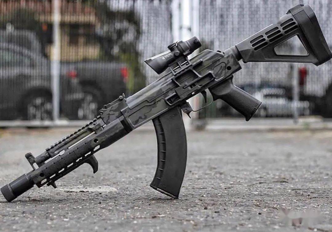 【大热武器】使用SLR公司配件拼装的AK美图欣赏