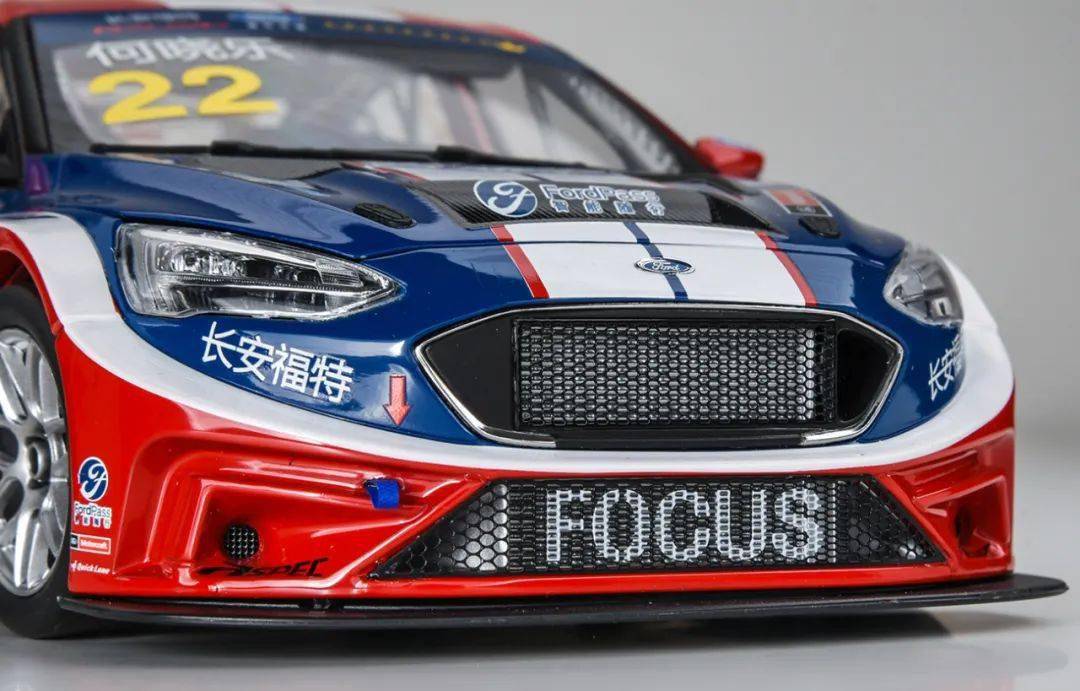 冠军时刻→1:18 Focus CTCC_模型
