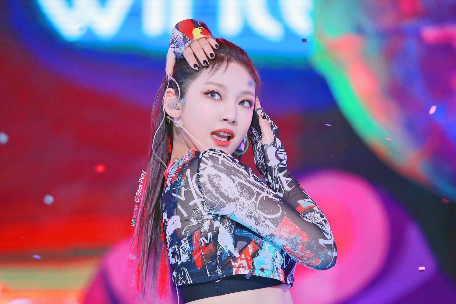 照片宝藏店！aespa舞台照更新-搜狐大视野-搜狐新闻