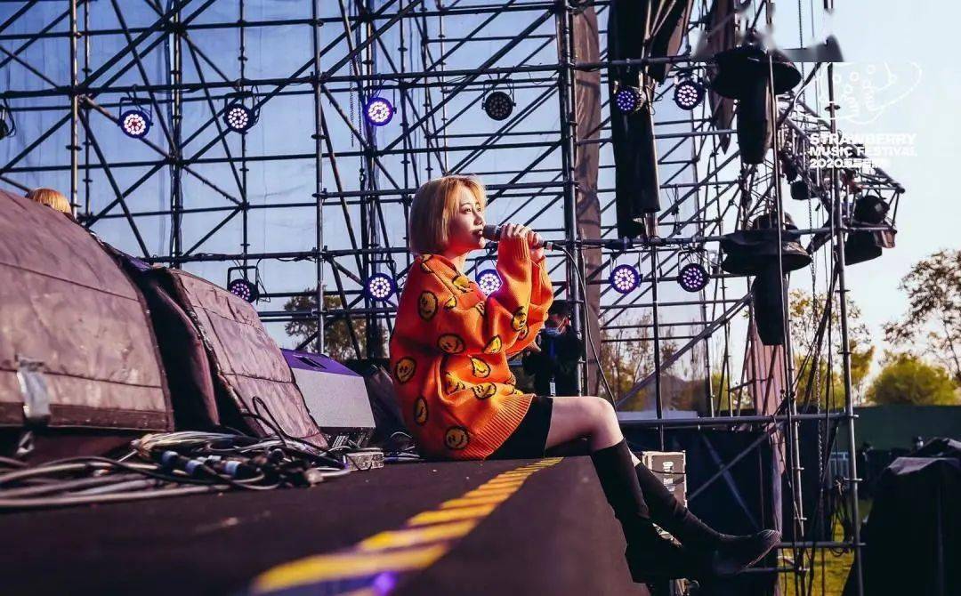 “我知道我就快回到梦里去了”｜福禄寿FloruitShow新专辑《我用什么把你留住》全碟上线-搜狐大视野-搜狐新闻