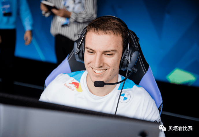 RNG偷家获胜后，阿P不甘心，C9官方破防！海外网友：wei太坏了_比赛