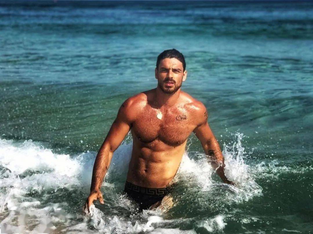 《黑帮大佬和我的365日》宣布开拍第二第三部！_Michele_电影_Morrone