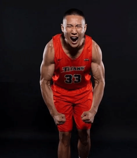 CBA选秀状元热门！他打满4年NCAA，想成为下一个易建联_王翊
