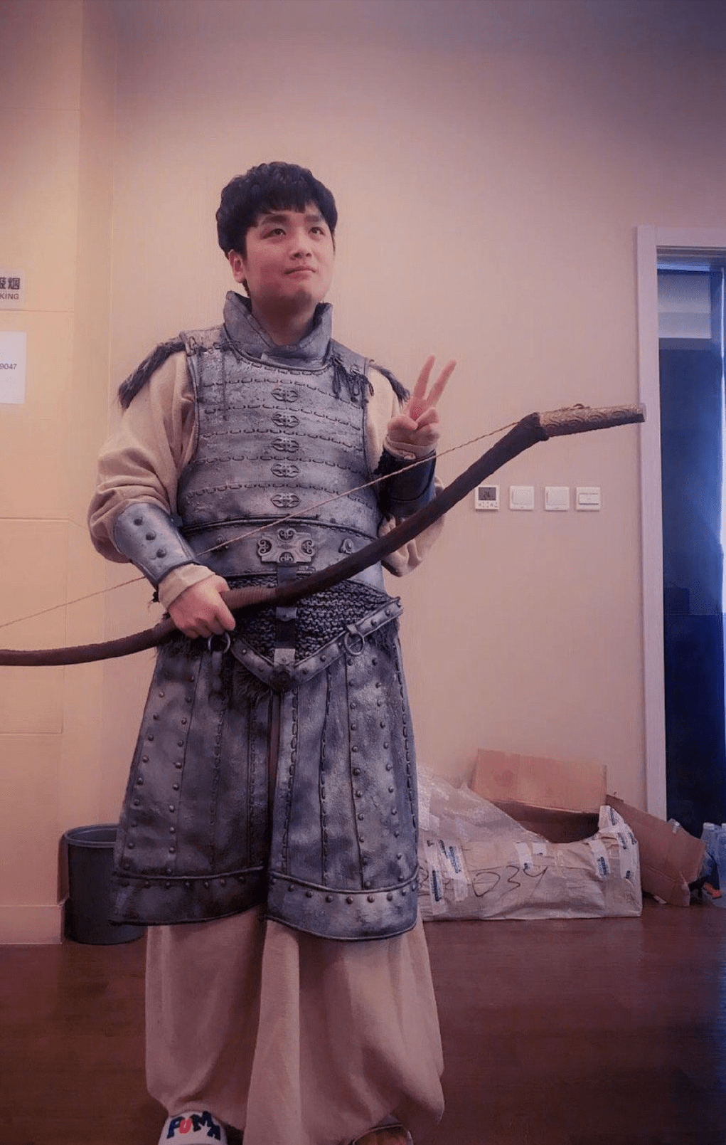 微笑也顶不住Uzi的EZ？被打到16分钟光速投降_下路