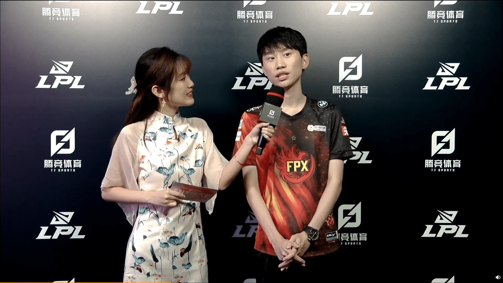 牛宝回归状态火热！FPX力斩RA赛后Doinb自信表示中野不输其他队伍_比赛