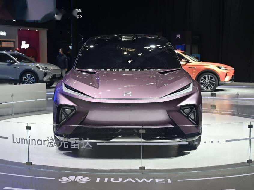 集成诸多高端科技的中大型纯电轿跑SUV ES33量产版月底发布_搜狐汽车_搜狐网