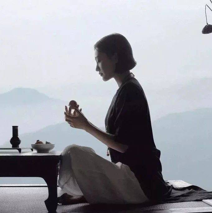 太闲，会毁掉一个正常的人生活