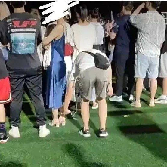 报到第二天,大一新生偷拍女生裙底被抓!官方通报 胡某