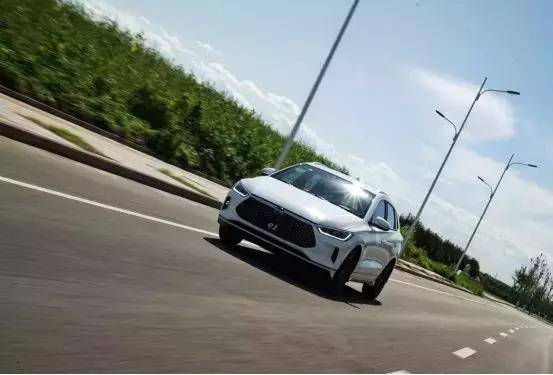 年轻人的第一辆，家庭的第二辆，试之初体验——比亚迪e2_搜狐汽车_搜狐网