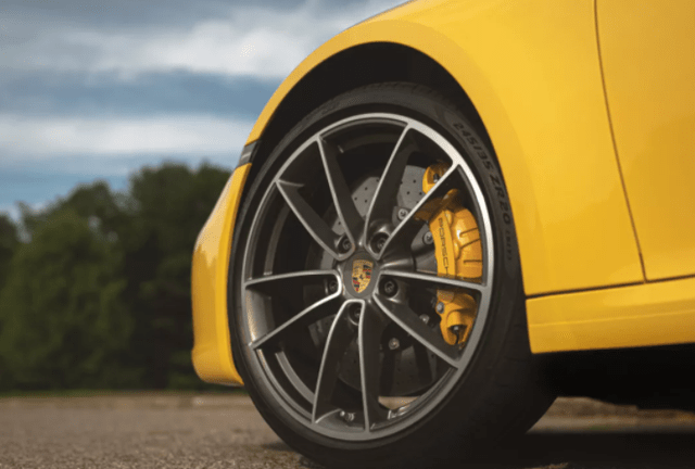 保时捷911 GTS或引进国内?中文宣传资料曝光,478匹+7MT极致纯粹_搜狐汽车_搜狐网