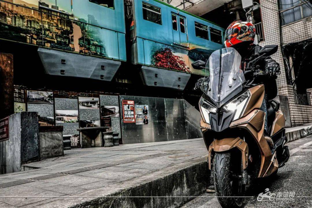 在山城，与光阳Racing X150一道去浪_重庆_李子坝_休闲时光