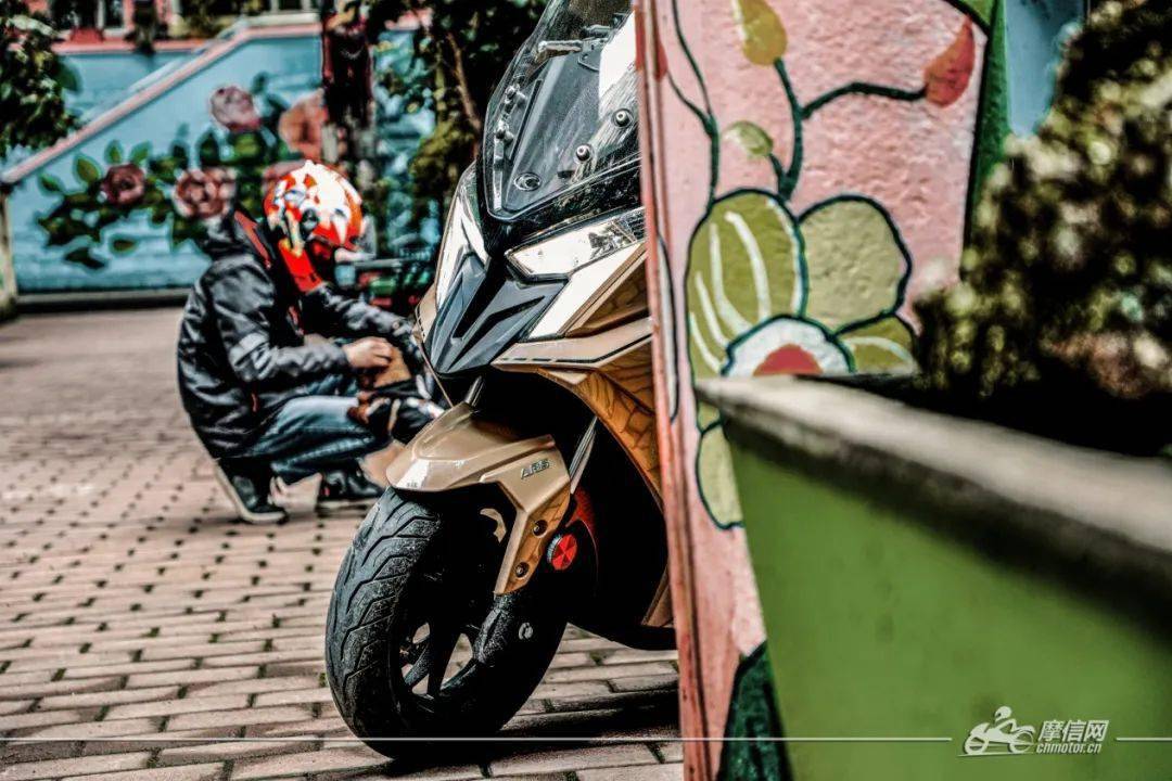 在山城，与光阳Racing X150一道去浪_重庆_李子坝_休闲时光