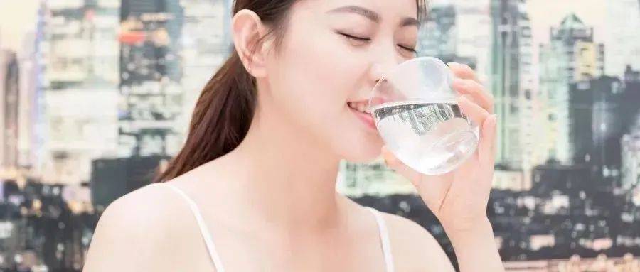 不能早上空腹喝水、空腹喝浓茶？空腹究竟不能吃啥，答案在这里人体真相柿子