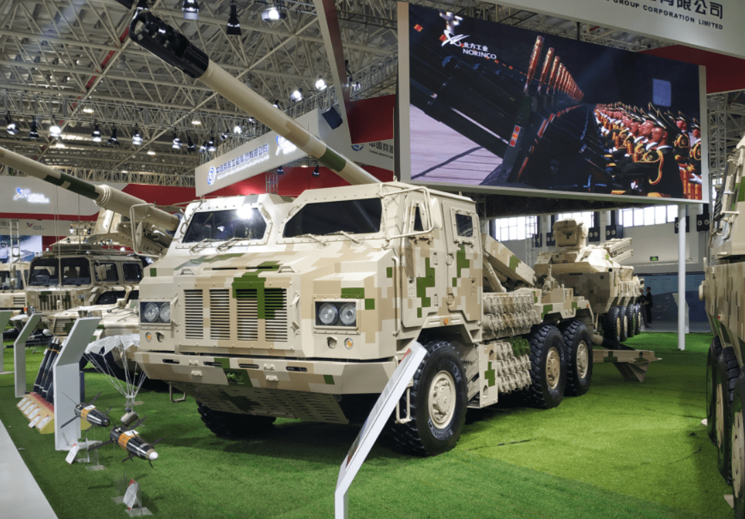 巴基斯坦首批中国产SH-15车载加榴炮到货_组装_火箭炮_进行