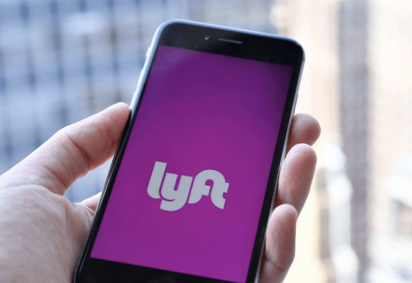 网约车公司Lyft公布2021全年财报：营收为32亿美元_支出_同比增长_智车