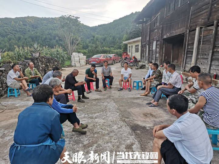 惠水县岗度镇：“三子诀”凝聚乡村振兴“乡贤力量”_发展_工作_大学