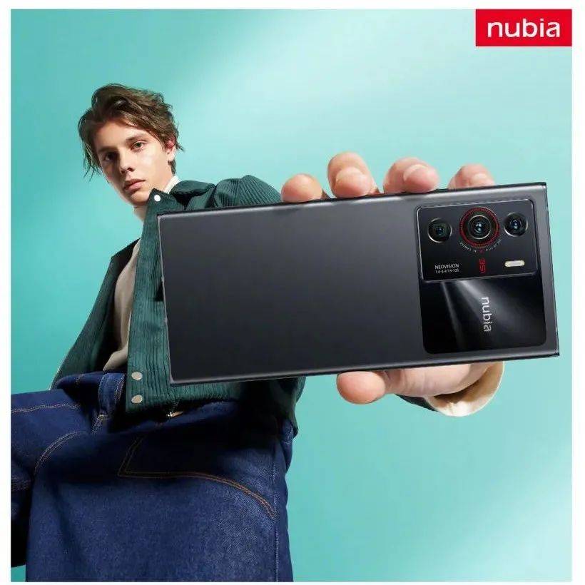 努比亚 Z40 Pro 外观公布，后置「红圈」三摄方案_旗舰_机型_搭载