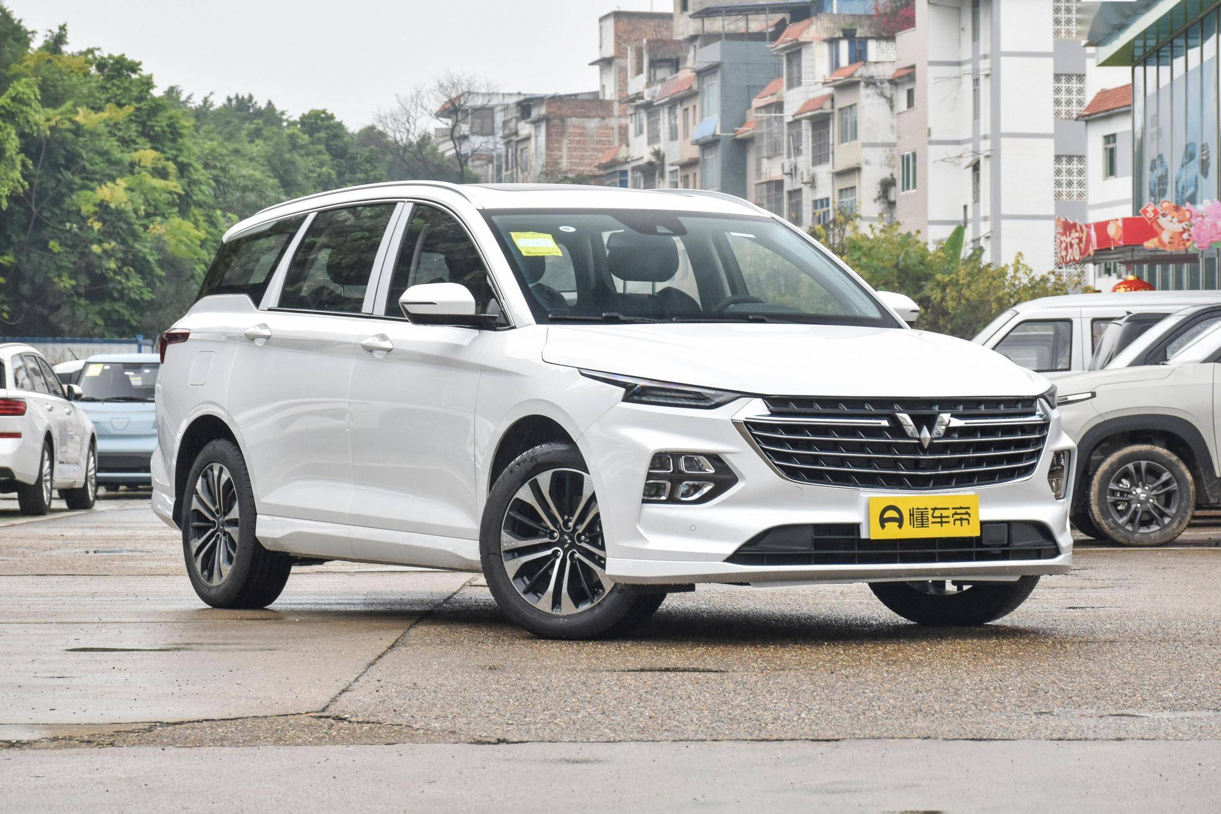 解读五菱凯捷280T，1.5T有177匹马力，轴距2米8，售11.58万起_搜狐汽车_搜狐网