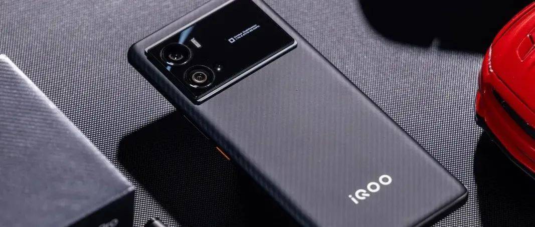 更轻薄更坚固 iQOO 9 Pro赛道版到站_纤维_材质_防火