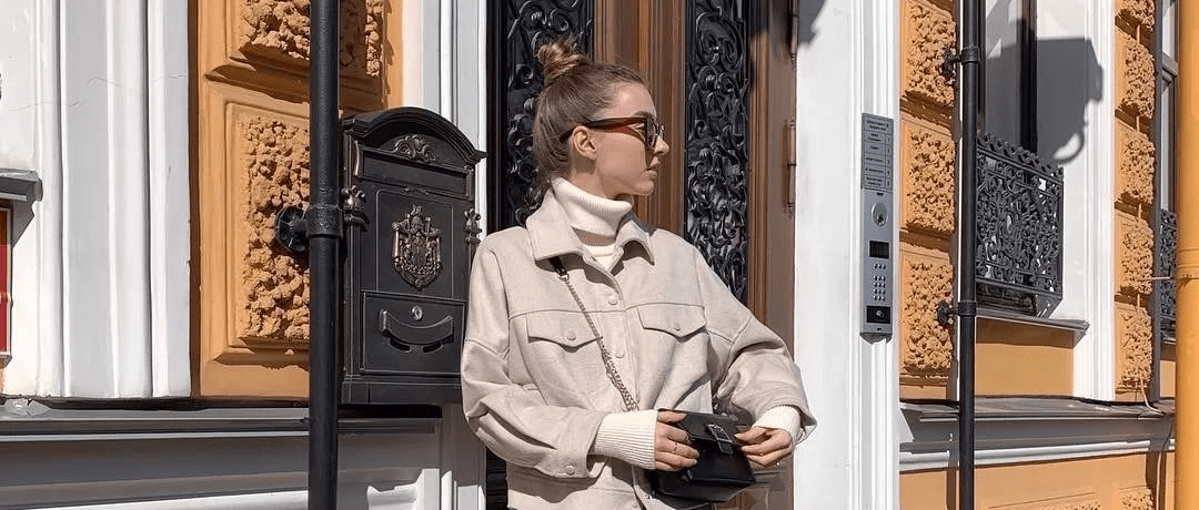 23岁时尚博主爆火INS，天使面孔、魔鬼身材真的羡慕了！_Liza_场合_超超