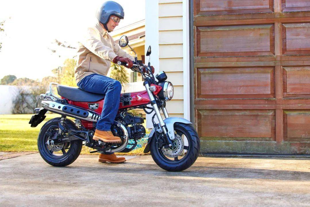 Honda ST125 Dax 户外特写_搜狐汽车_搜狐网