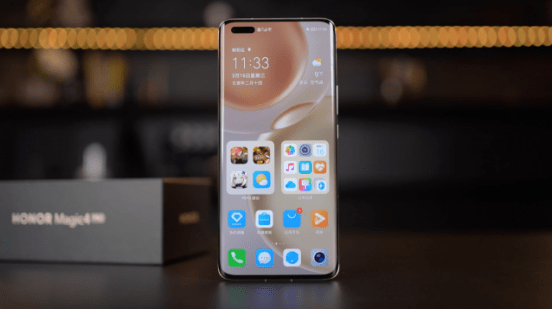 荣耀 Magic4 Pro评测：骁龙8移动平台带来的脱胎换骨_屏幕_游戏_性能