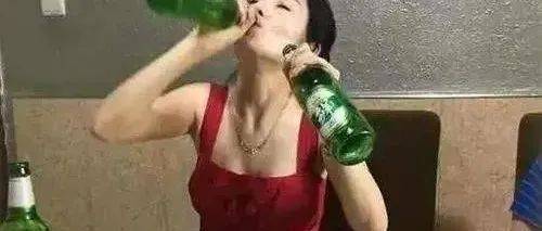 我发现一个规律,男人的相貌会影响女人的酒量via银教授段子