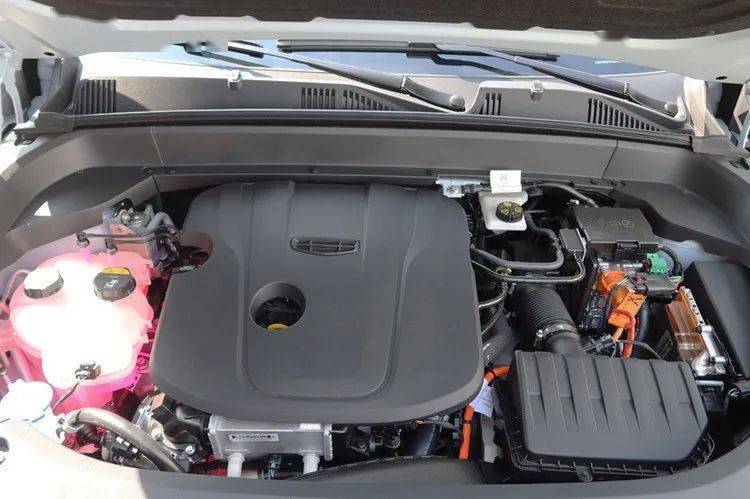 最大续航1300km，星越L雷神Hi·X油电混动版售17.17万起_搜狐汽车_搜狐网