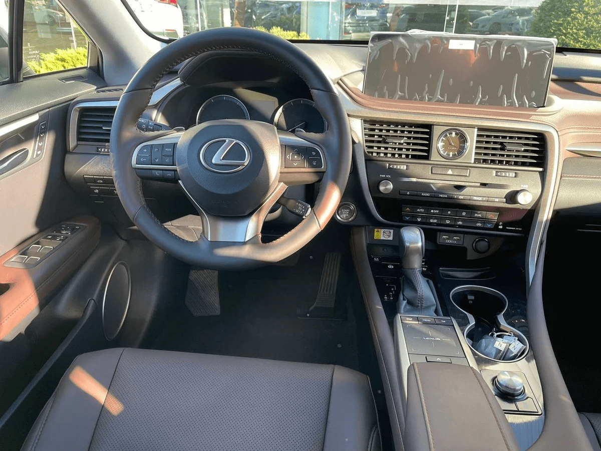 新款雷克萨斯RX300实拍，激光矩阵灯+犀利运动套件，加速6.8秒_搜狐汽车_搜狐网