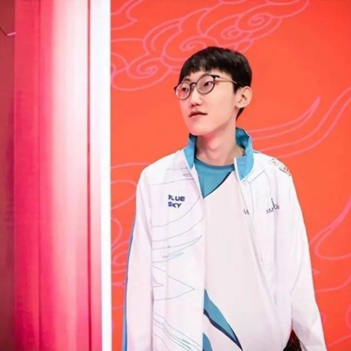 原DK上单Nuguri或将归队，S10冠军“铁三角”有望再度合体_上路_战队_赛区