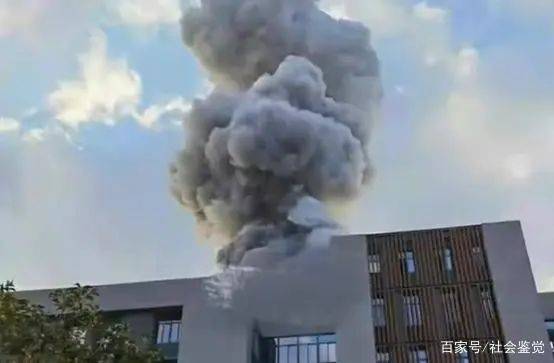 大学实验室发生爆炸，一博士生大面积烧伤！_实验室爆燃学生烧伤 中南大学回应_事故_化学