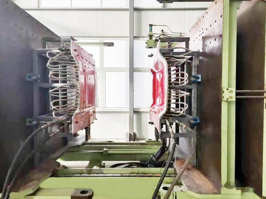 聚双环戊二烯（PDCPD）新型复合材料批量应用于车辆轻量化部件_搜狐汽车_搜狐网