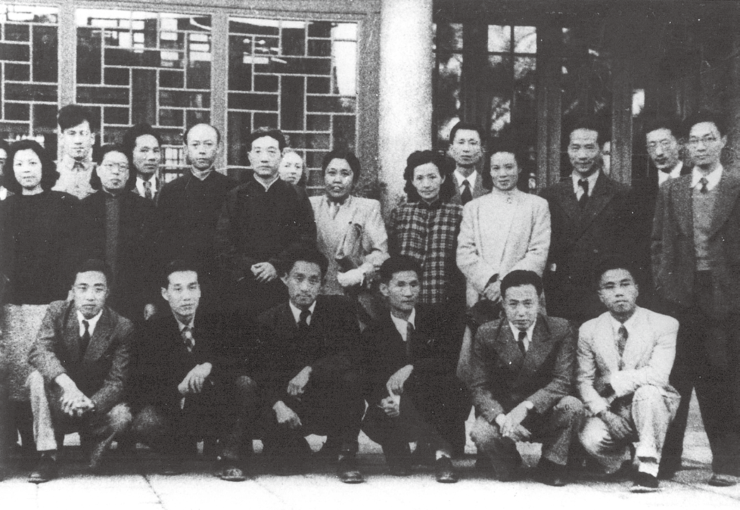 尽精微，致广大——徐悲鸿的教育理念与艺术主张_绘画_中国_西方