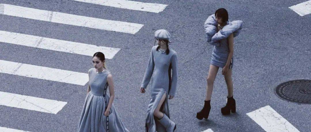 伦时LCF毕业韩国设计师Bonbom Jo，独特的设计结构赢得韩国偶像青睐。_服装_时装_品牌