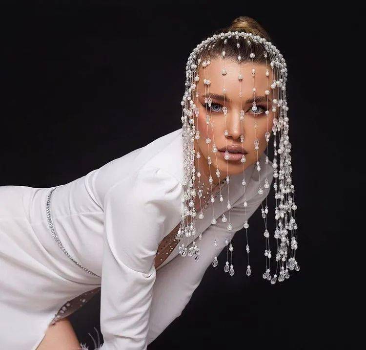 夸张的流苏面部饰品，俄罗斯珠宝设计师品牌Get Man Jewelry致力于“离谱和古怪”，闪耀而别致_设计的_风格_Man