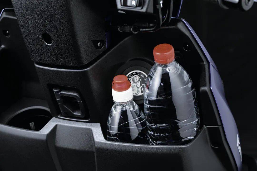 8490元起！豪爵虎鲨VX125上市 |定位年轻化的高颜值入门级踏板_搜狐汽车_搜狐网