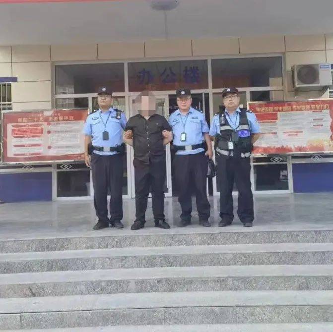 渭南一地夜查足浴店男子神色慌张,民警一查果然有问题警方行动山东