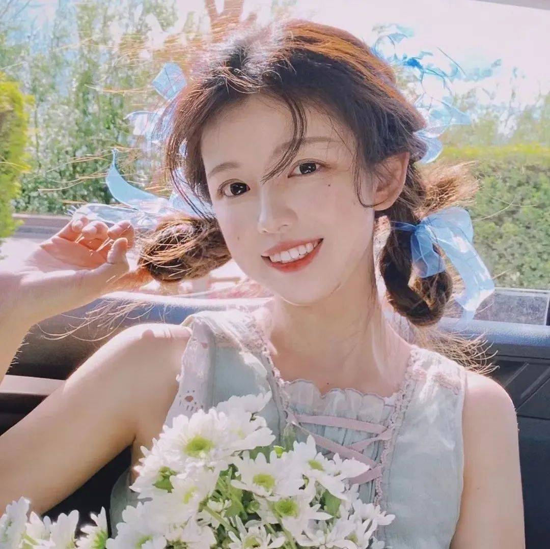 是的,我很重要,我们每一个人都应该有勇气这样说。萱草东西未来