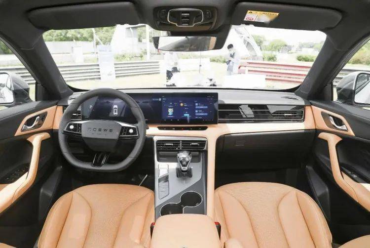 颇具亮点的荣威eRX5，和宋Pro Dm-i比如何？_搜狐汽车_搜狐网