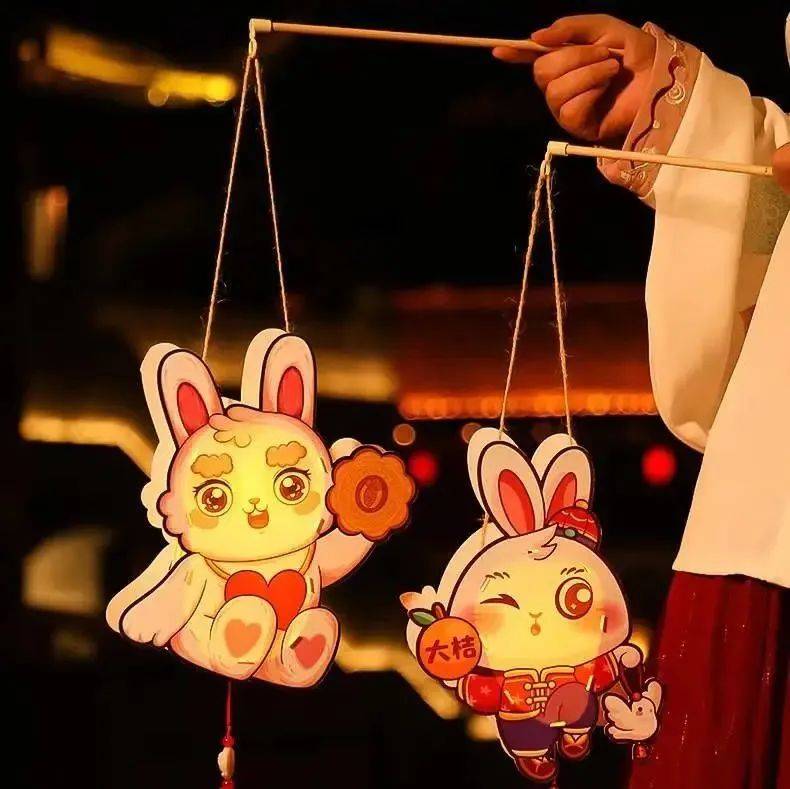 【买一送一】2022新款中秋兔子灯笼手提发光古风兔子花灯宫灯挂饰儿童手工灯笼纸灯笼，陪孩子DIY开发右脑，能玩！能发光！_慎拍_侵权_声明